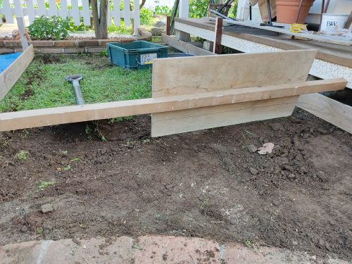 コンクリート金枠を使った、一人でできるコンクリートタイル舗装 | marut-diy