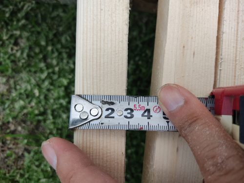 ディアウォールを使ってリビングに仕切り壁を作ってみた。 | marut-diy